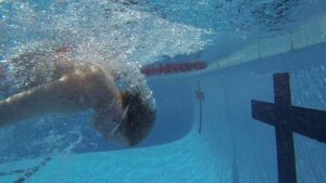 Tumble Turns: Basic Guide for Swim Teachers and Coaches